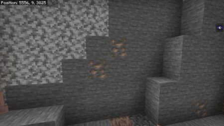 Where Is Iron Ores Located in Minecraft 1.21? | The Nerd Stash